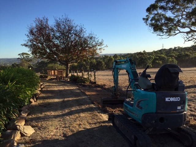 Gallery – Adelaide Hills Small Earthworks